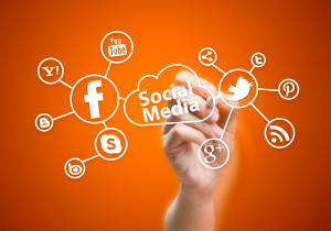 How to Use Social Media to Offer Effective Customer Service