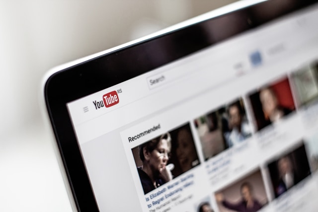 YouTube End Screen Strategy